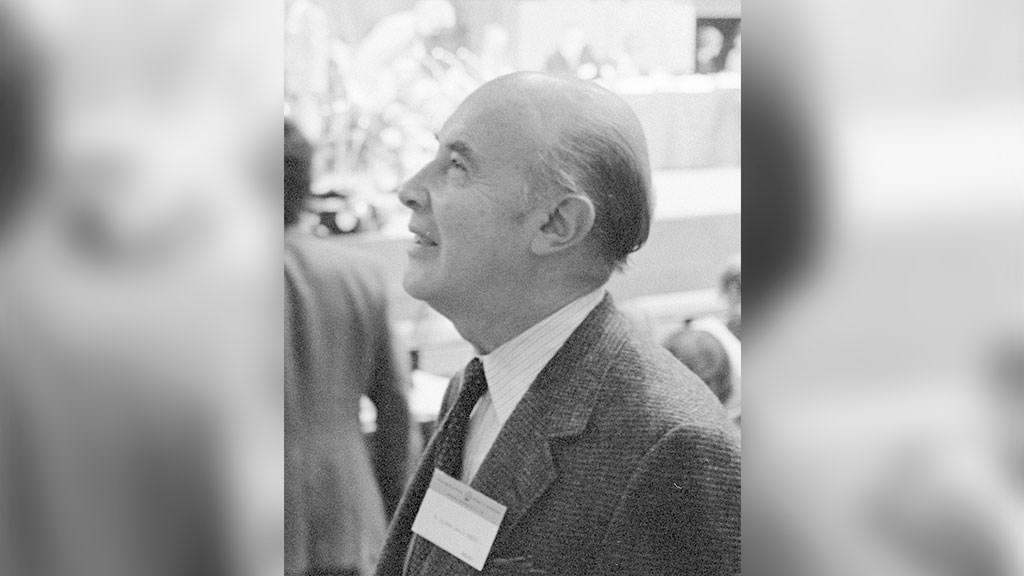 Historia y biografía de Alfonso García Robles